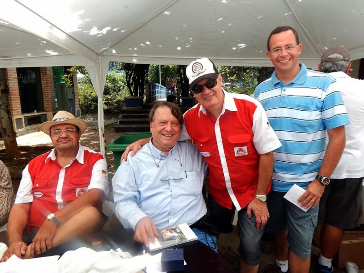 DIA NACIONAL DO FUSCA COM A FAMÍLIA FUSCA POÇOS – Autoentusiastas