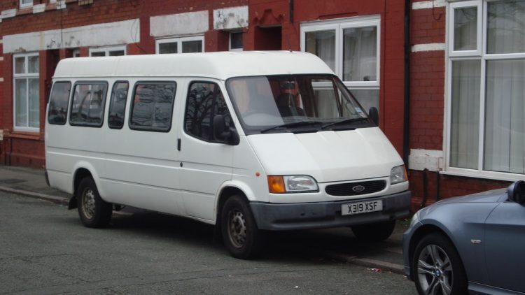 FORD TRANSIT: A TRAJETÓRIA DE 67 ANOS DO VAN QUE CHEGA AO BRASIL EM ...