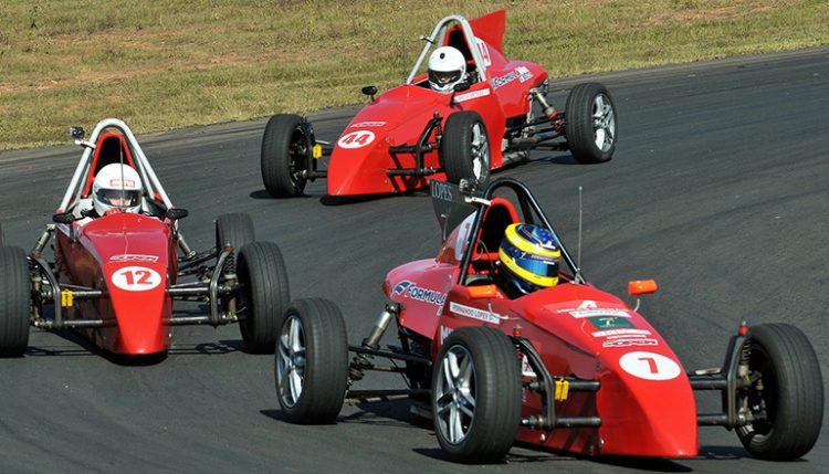 F-Vee inova com proposta focada em estreantes e novatos – Autoentusiastas