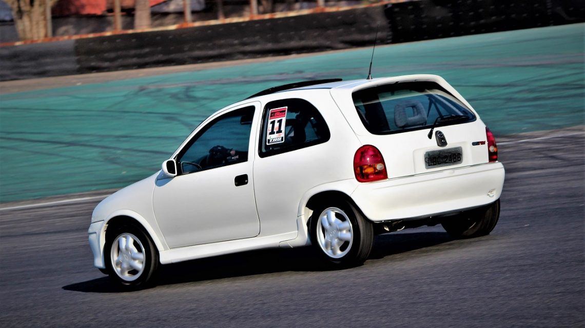 CORSA GSI 1,6-L 16V, UM NEOCLÁSSICO PARA RELEMBRAR (COM VÍDEO ...
