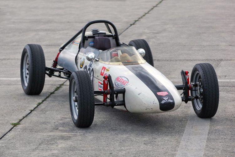 DO VW BEETLE AO FÓRMULA V – Autoentusiastas