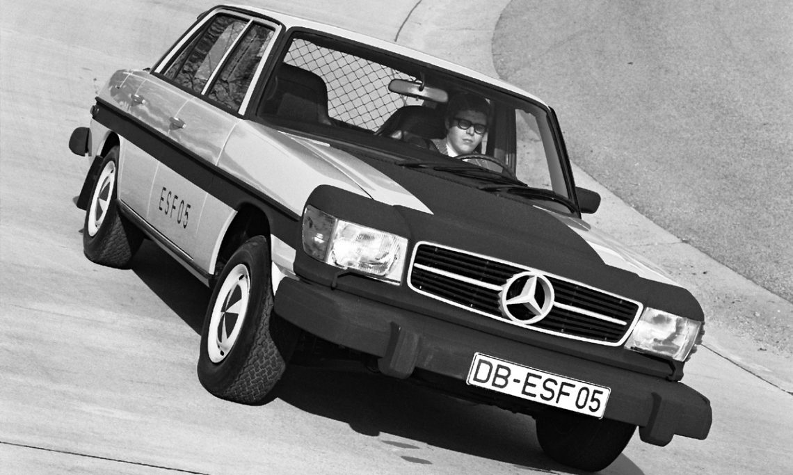 MERCEDES-BENZ ESF 05 COMPLETA 50 ANOS – Autoentusiastas