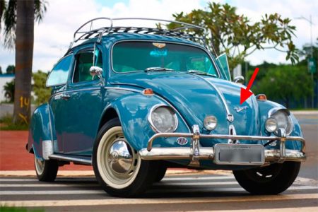 ESTE ESCUDO DE CAPÔ DO ‘VW FUSCA’ É ORIGINAL DE FÁBRICA? – Autoentusiastas
