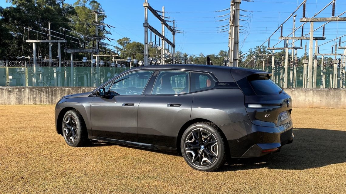 BMW iX xDRIVE50, MAGNÍFICO PARA O USO (COM VÍDEO) – Autoentusiastas