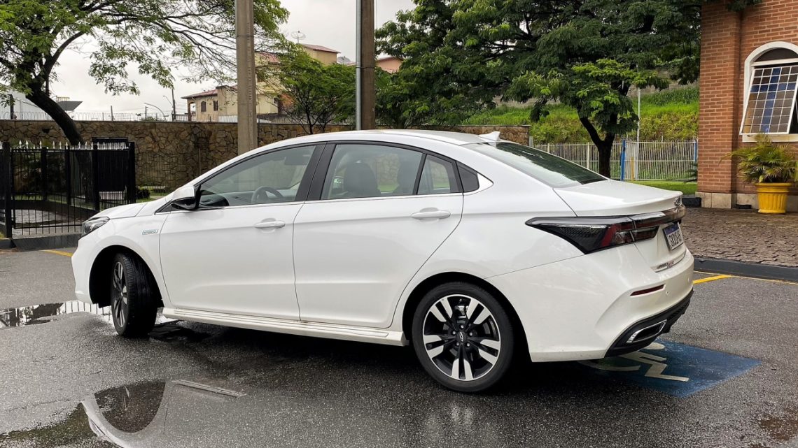 ARRIZO 6 PRO HYBRID, NO USO – Autoentusiastas