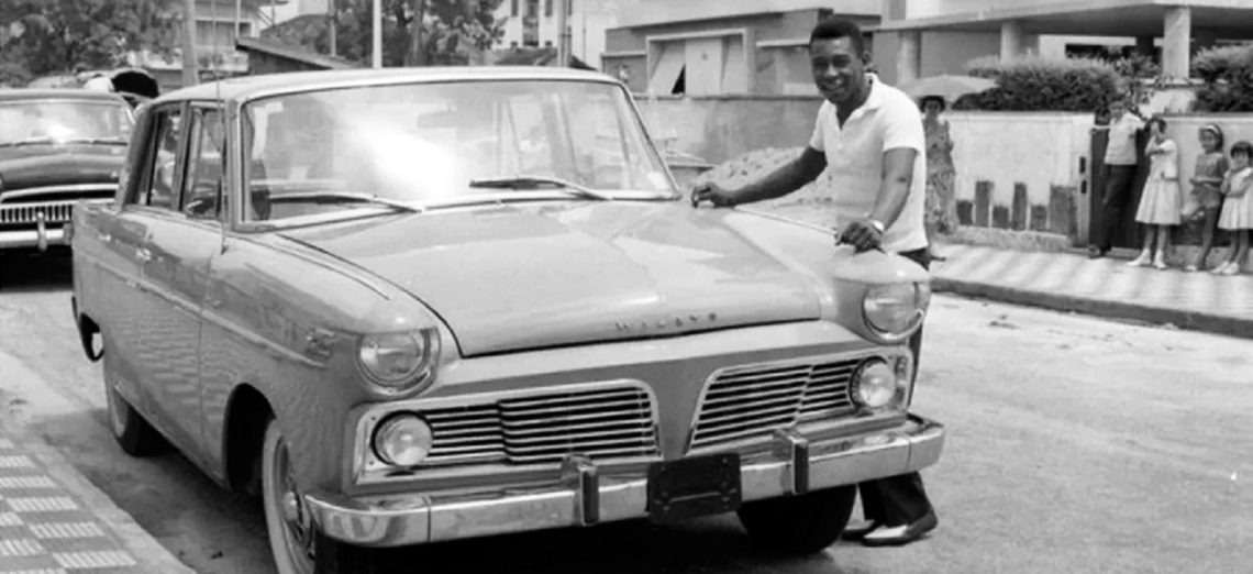 OS CARROS QUE PELÉ GANHOU – Autoentusiastas