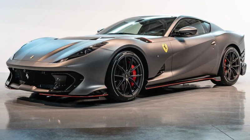 TROCOU O GOLF GTI POR FERRARI 812 COMPETIZIONE – Autoentusiastas