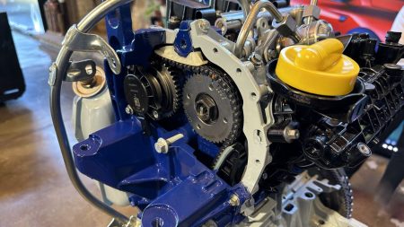 HORSE, A FÁBRICA DE MOTORES DO GRUPO RENAULT – Autoentusiastas