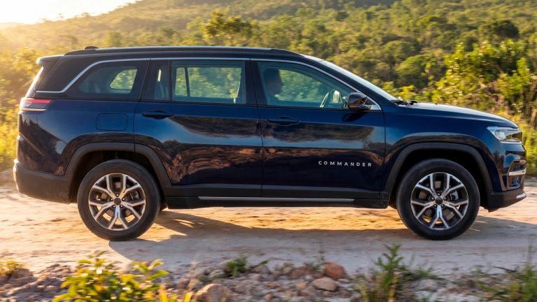 JEEP COMMANDER RECEBE TECNOLOGIA MHEV, BLACKHAWK TORNA-SE FLEXÍVEL EM ...